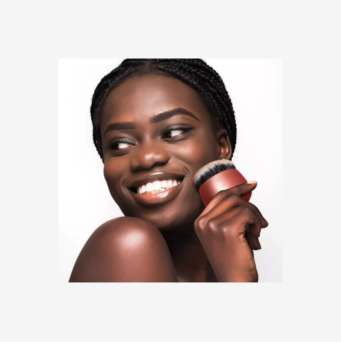 Real Techniques Kabuki Oval Foundation Makeup Blender – Miami ...